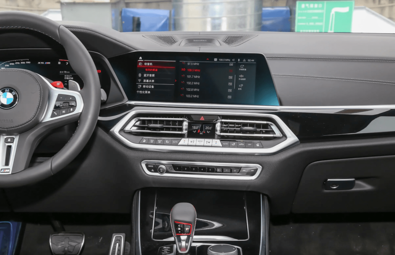 一宝马高端SUV来了！外观颠覆，搭载4.4T+8AT，性能不输超跑_搜狐汽车_搜狐网