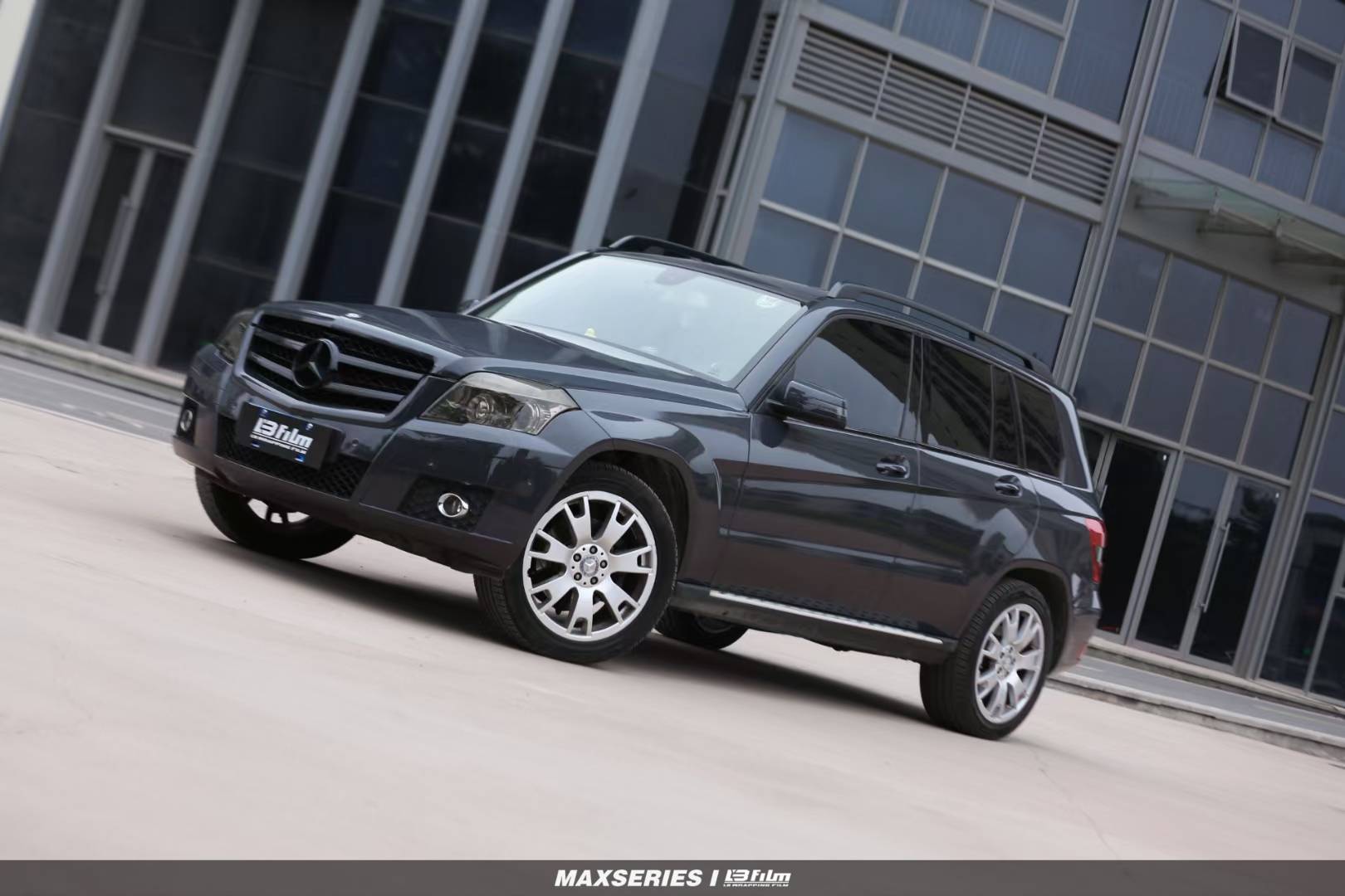 净纯洁的颜色，奔驰GLK PET超亮托马斯灰改色膜（LB FILM）_搜狐汽车_搜狐网