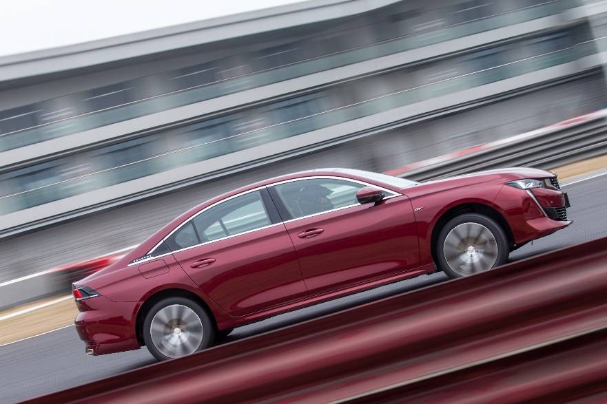 54.8秒圈速超越法拉利488！标致508L演绎巅峰驾控 _搜狐汽车_搜狐网