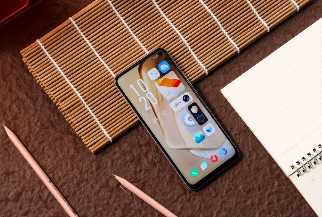 iQOO也有性价比，骁龙8+UFS3.1，你可吗？_Neo_配置_处理器