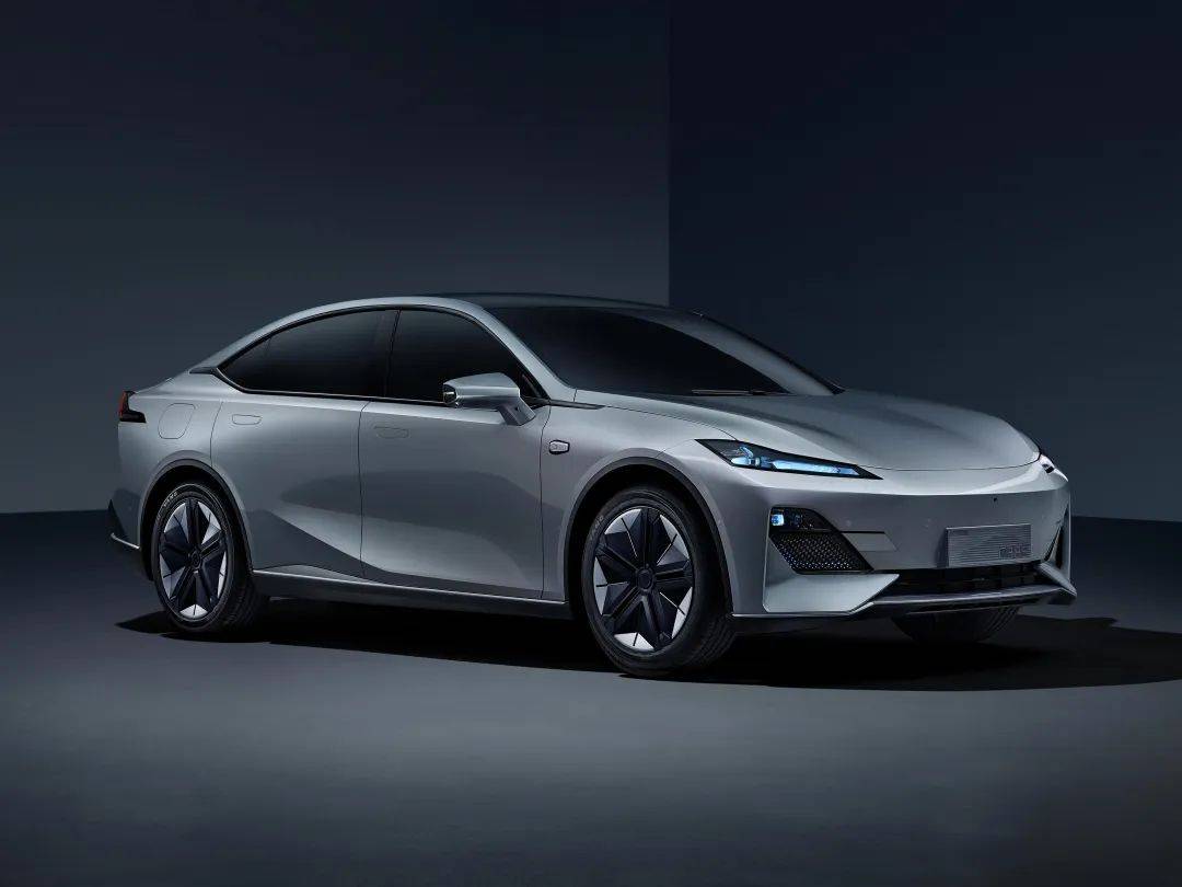 5.9秒破百，续航700km以上，长安C385就是Model 3的平替？_搜狐汽车_搜狐网