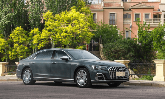 展现最美之姿，全新奥迪A8L Horch创始人版气场不输迈巴赫S480_搜狐汽车_搜狐网