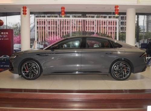 美式豪华间的硬核PK，CT5和林肯Z，你PICK谁？_搜狐汽车_搜狐网