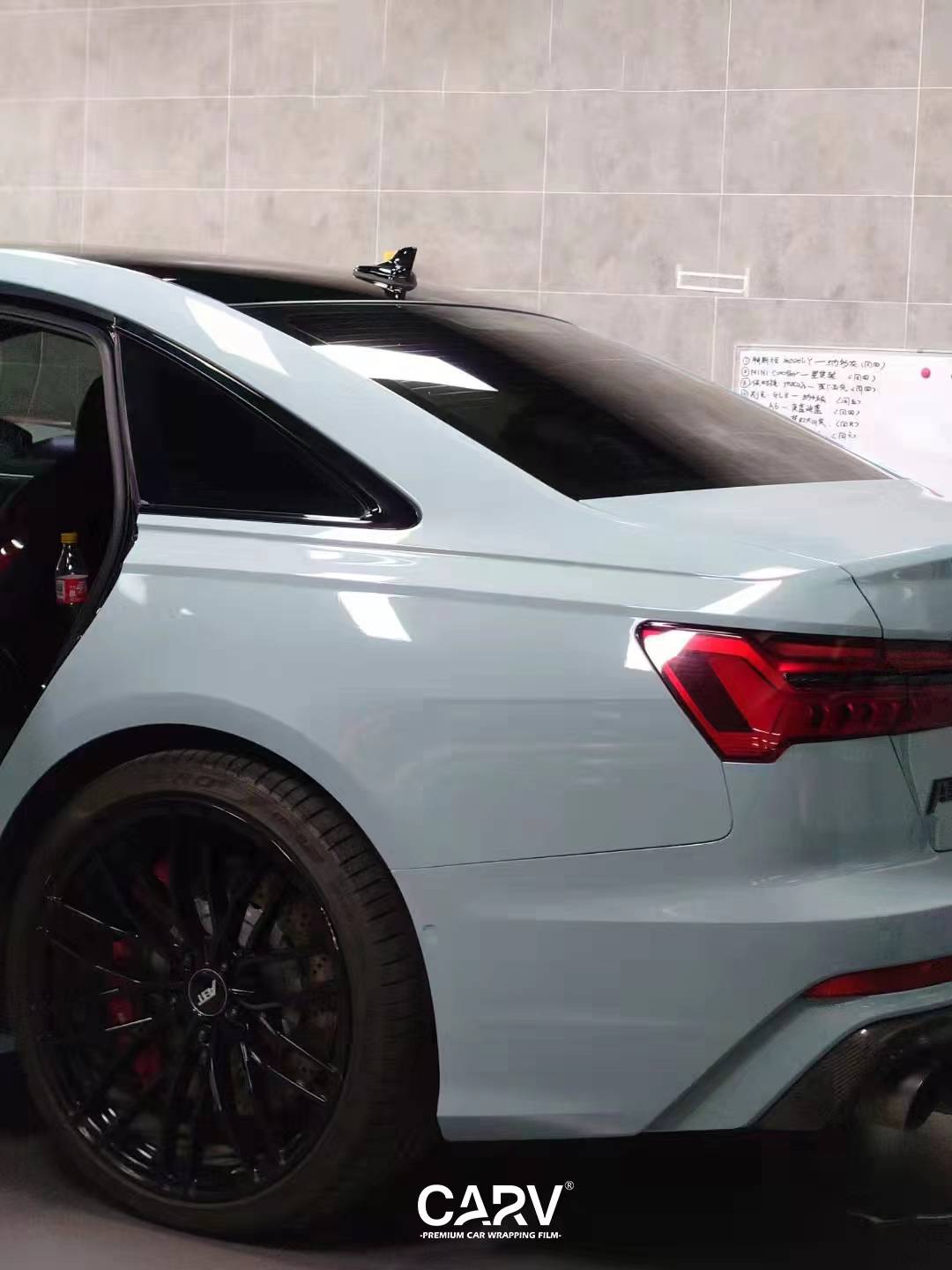 奥迪A6卡孚改色膜白金莫兰迪蓝_搜狐汽车_搜狐网