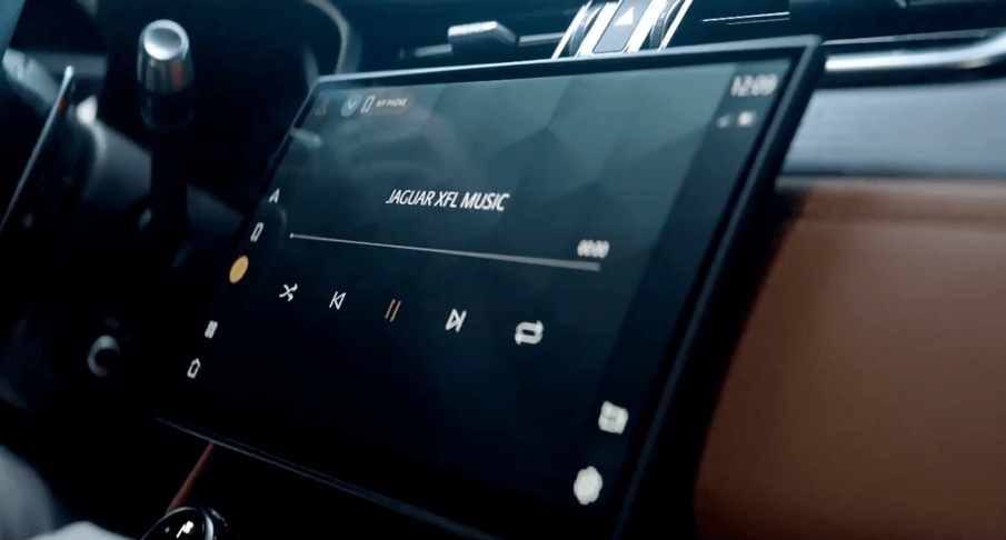 售39.98万起 全新2.0T+8AT 空间比奥迪A6L还大?2022款捷豹XFL上市_搜狐汽车_搜狐网