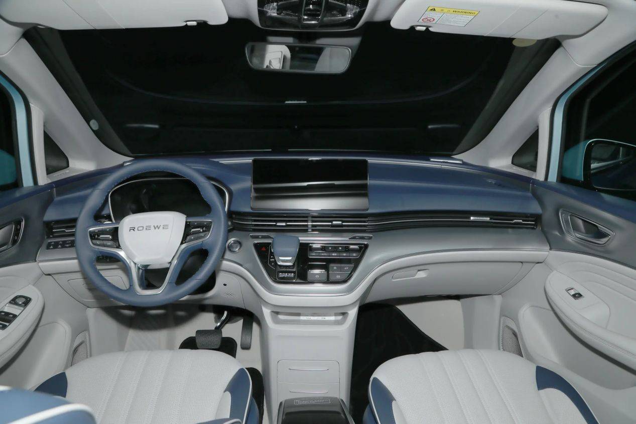 上汽荣威iMAX8对比别克 GL8 652T，出游必备家用MPV汽车该选谁_搜狐汽车_搜狐网