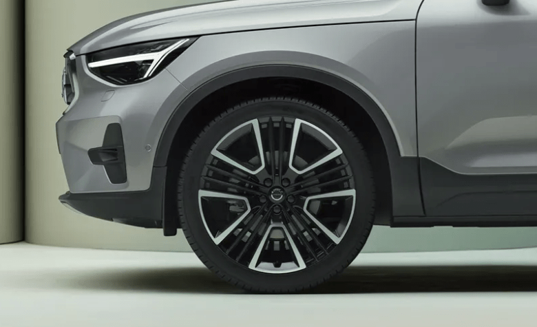 全系搭载2.0T+48V轻混，智能配置大升级，新款沃尔沃XC40更诱人_搜狐汽车_搜狐网