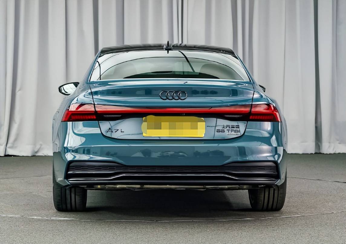 上汽奥迪A7L年轻化，3.0T+48V轻混，5.6秒实现破百_搜狐汽车_搜狐网