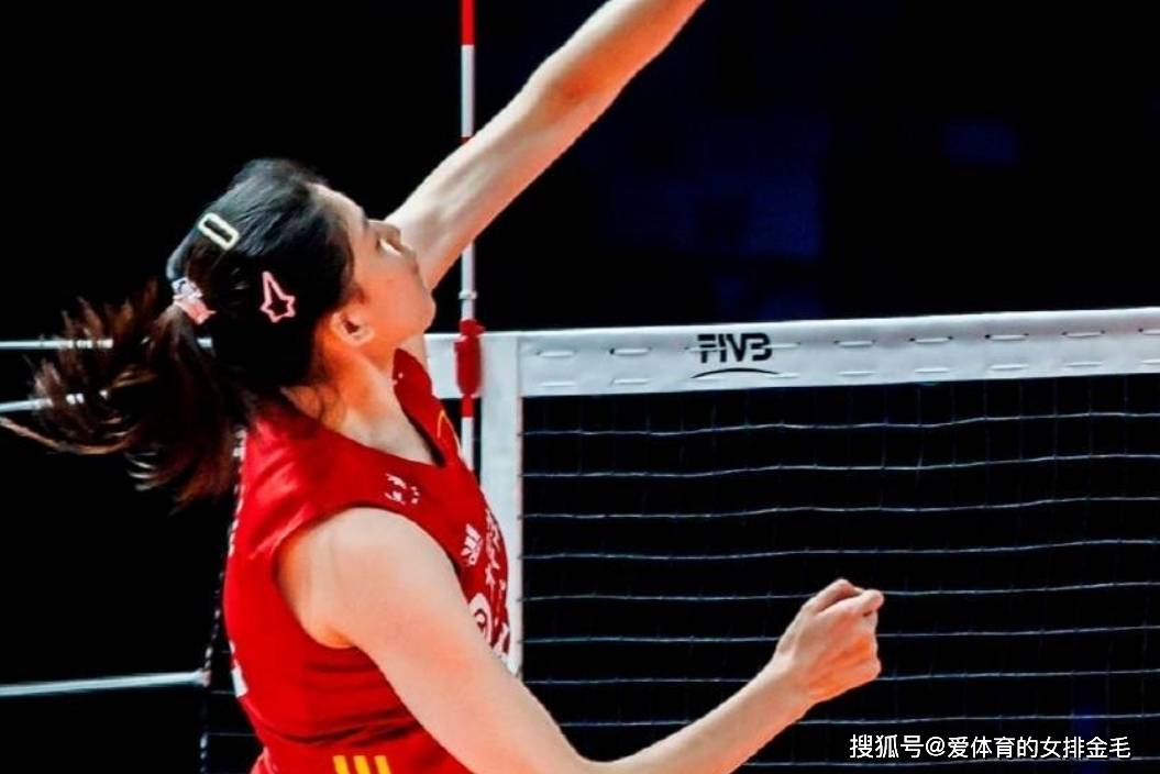 亚洲女排第一球速！李盈莹一传进攻顶尖，应去更广阔舞台！比赛中国女排失误