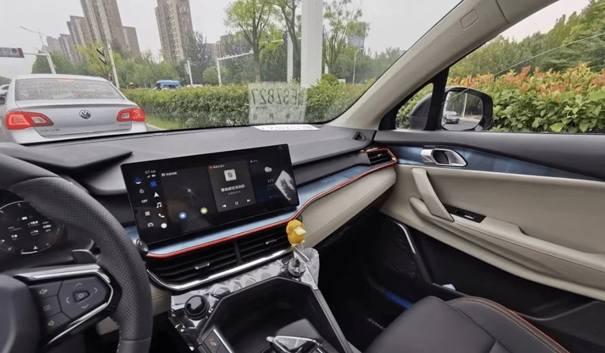 奇瑞欧萌达VS领克06Remix，谁才是10万级SUV优选车型？_搜狐汽车_搜狐网