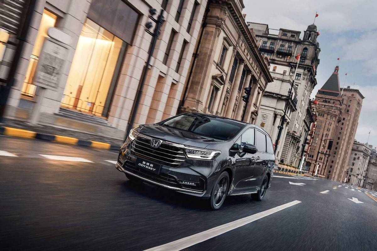 大家庭出行选购MPV，25万预算，买别克GL8还是本田奥德赛？_搜狐汽车_搜狐网