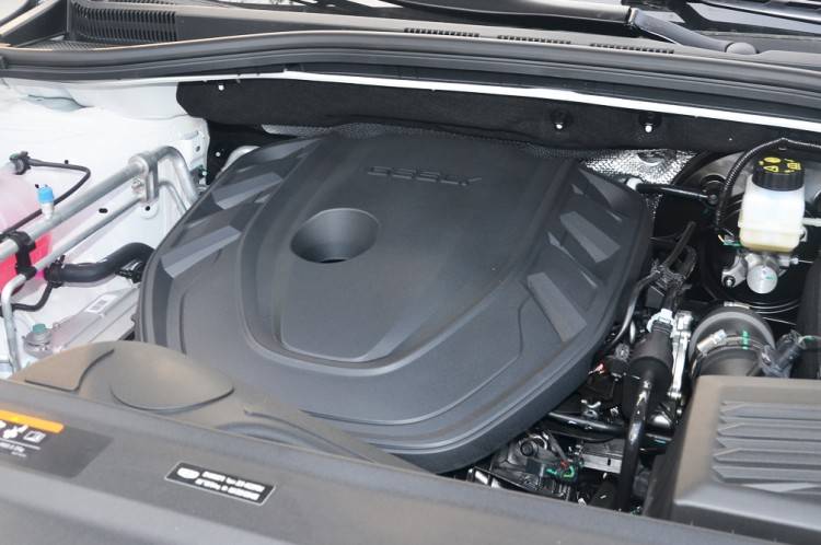 吉利最大的SUV，2.0T+七座，豪越L除了大还有什么？_搜狐汽车_搜狐网