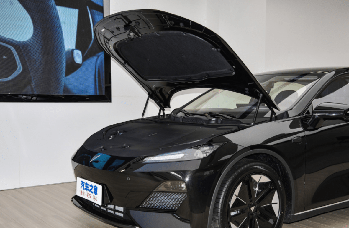 到底谁才是卷王？深蓝SL03对比零跑C01_搜狐汽车_搜狐网