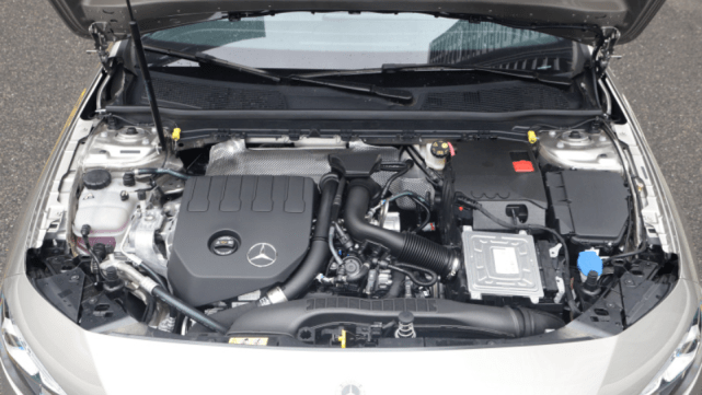 新款奥迪A3变化不大，但花20万买BBA入门轿车，它依旧最值？_搜狐汽车_搜狐网