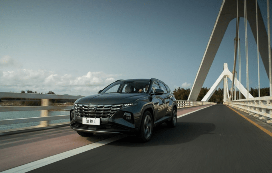 既有科技感又兼顾驾驶体验，第五代 途胜L 8AT到底有多能打？_搜狐汽车_搜狐网