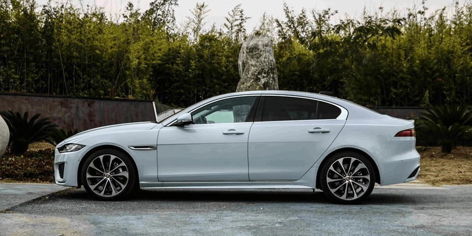 30万买豪华车，2.0T+后驱，选择捷豹XEL还是凯迪拉克CT5？_搜狐汽车_搜狐网