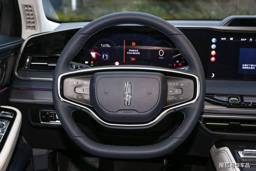 凯迪拉克CT5不香了，林肯Z全系2.0T+8AT，6.5秒破百，好看又好开_搜狐汽车_搜狐网