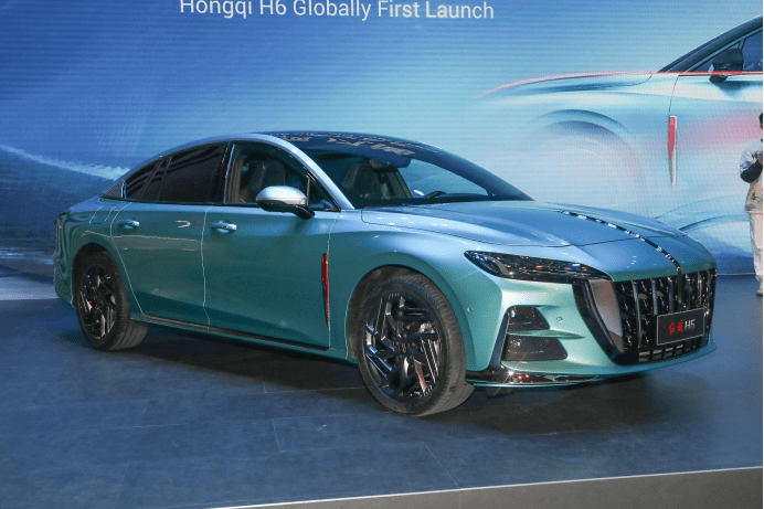 252马力+8AT，配中置双出，红旗H6要空间有空间，要颜值有颜值_搜狐汽车_搜狐网