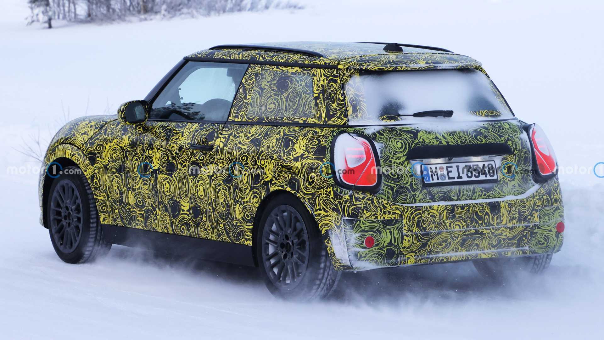 发布在即？全新MINI三门版谍照曝光 动力升级_搜狐汽车_搜狐网