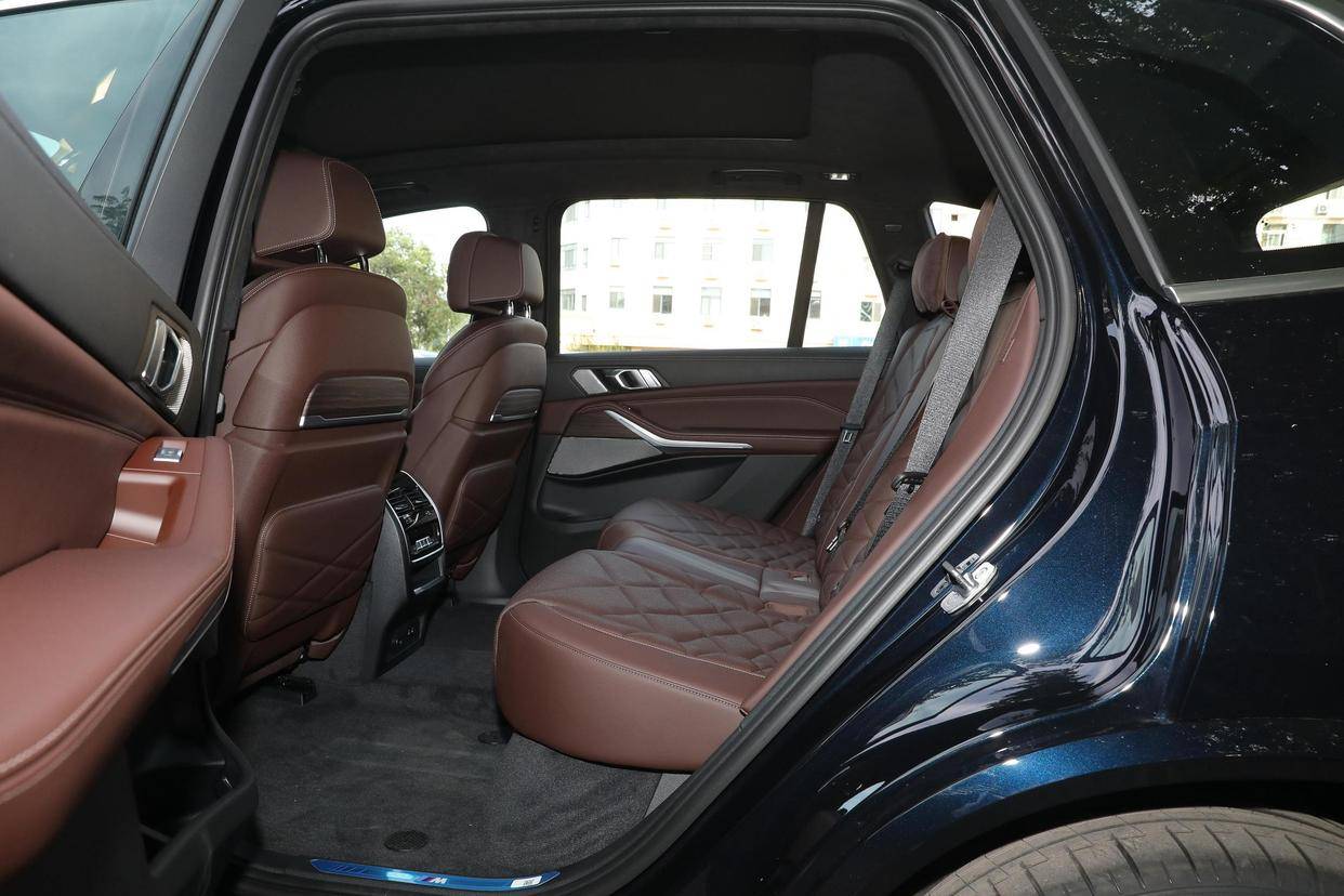 买车看品牌还是看销量？宝马X5L全都占了，懂得都懂_搜狐汽车_搜狐网