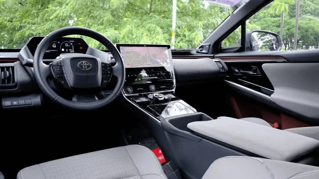 19.98万起，最高续航615公里，广汽丰田bZ4X应该怎么选？_搜狐汽车_搜狐网