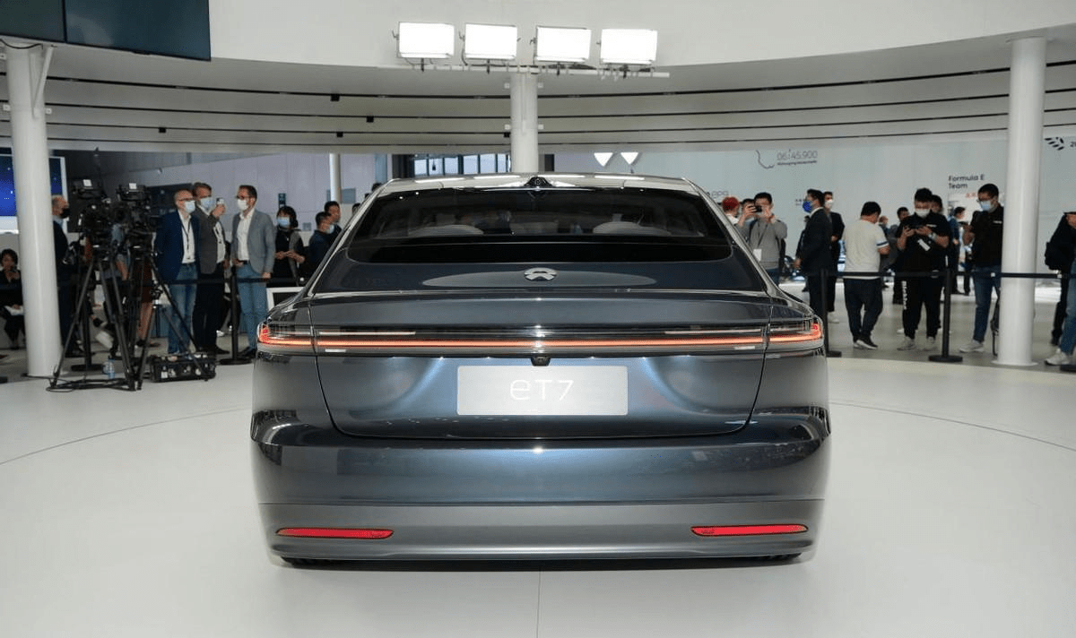 电动四驱+空气悬架，蔚来ET7产品力解析，感受电动车的性能_搜狐汽车_搜狐网