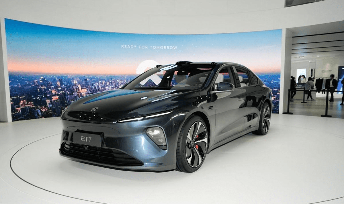 电动四驱+空气悬架，蔚来ET7产品力解析，感受电动车的性能_搜狐汽车_搜狐网