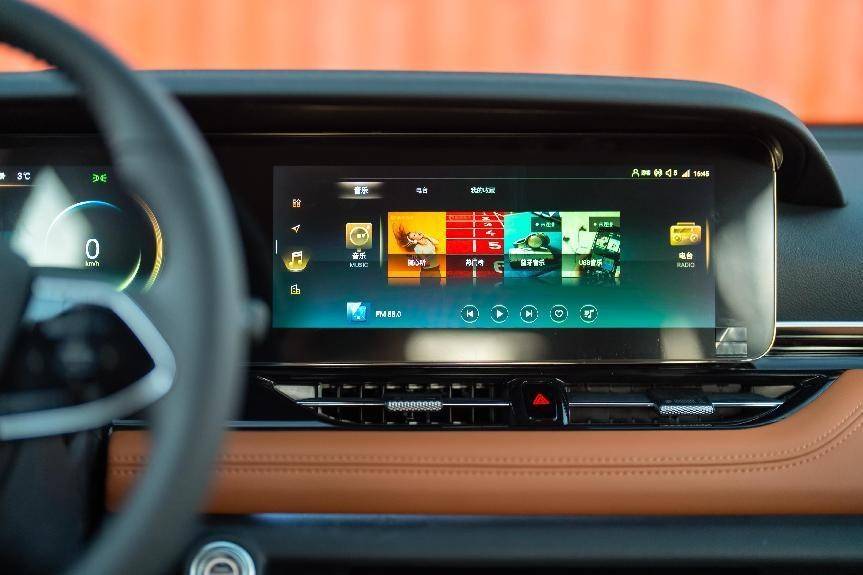 手握18万 非得买旗舰，顶配奔腾T99和丐版传祺GS8该怎么选？_搜狐汽车_搜狐网