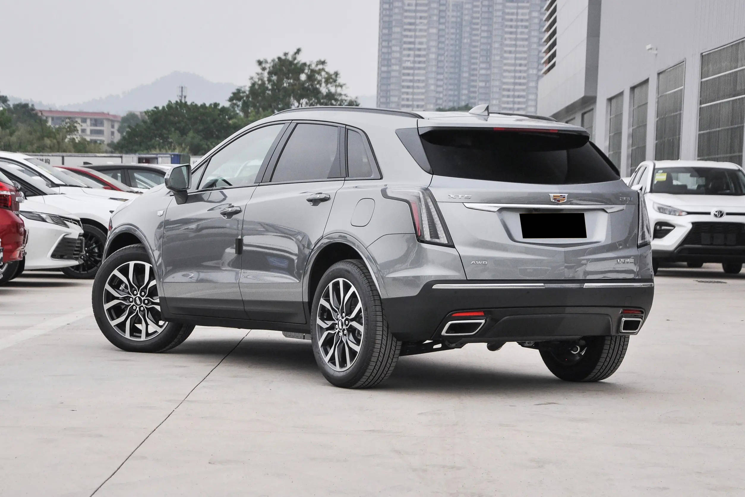 凯迪拉克XT5对比奥迪Q5L 日常用车谁更贴心？_搜狐汽车_搜狐网