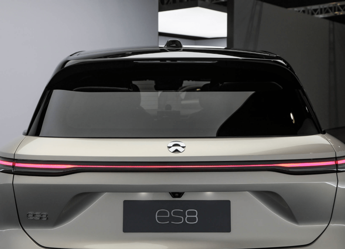 全新第二代蔚来ES8来了，尺寸加大，全系6座，可惜现款降价10万_搜狐汽车_搜狐网