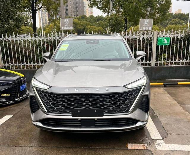 荣威RX9到店实车曝光：搭2.0T+9AT！主打科技家用 3月初上市？_搜狐汽车_搜狐网