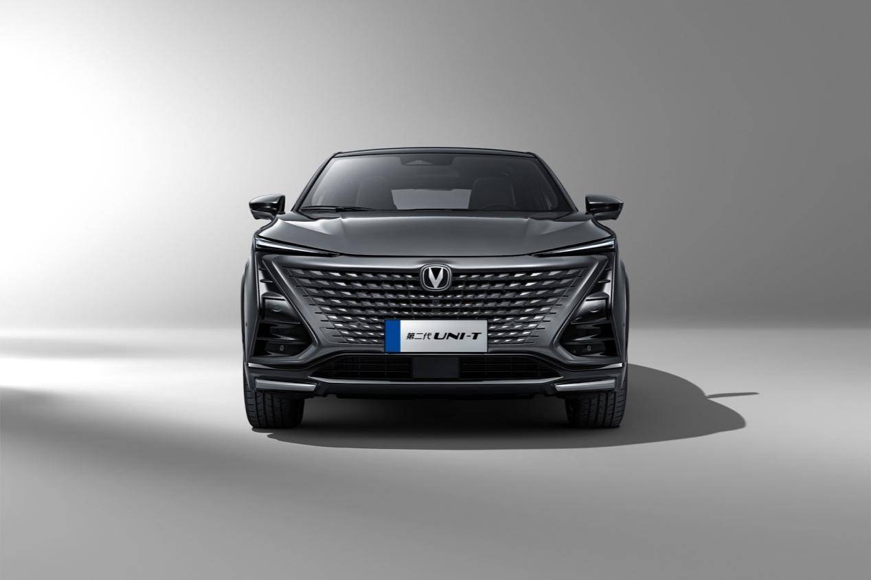 11.59万起！新款长安UNI-T上市，搭8155芯片_搜狐汽车_搜狐网