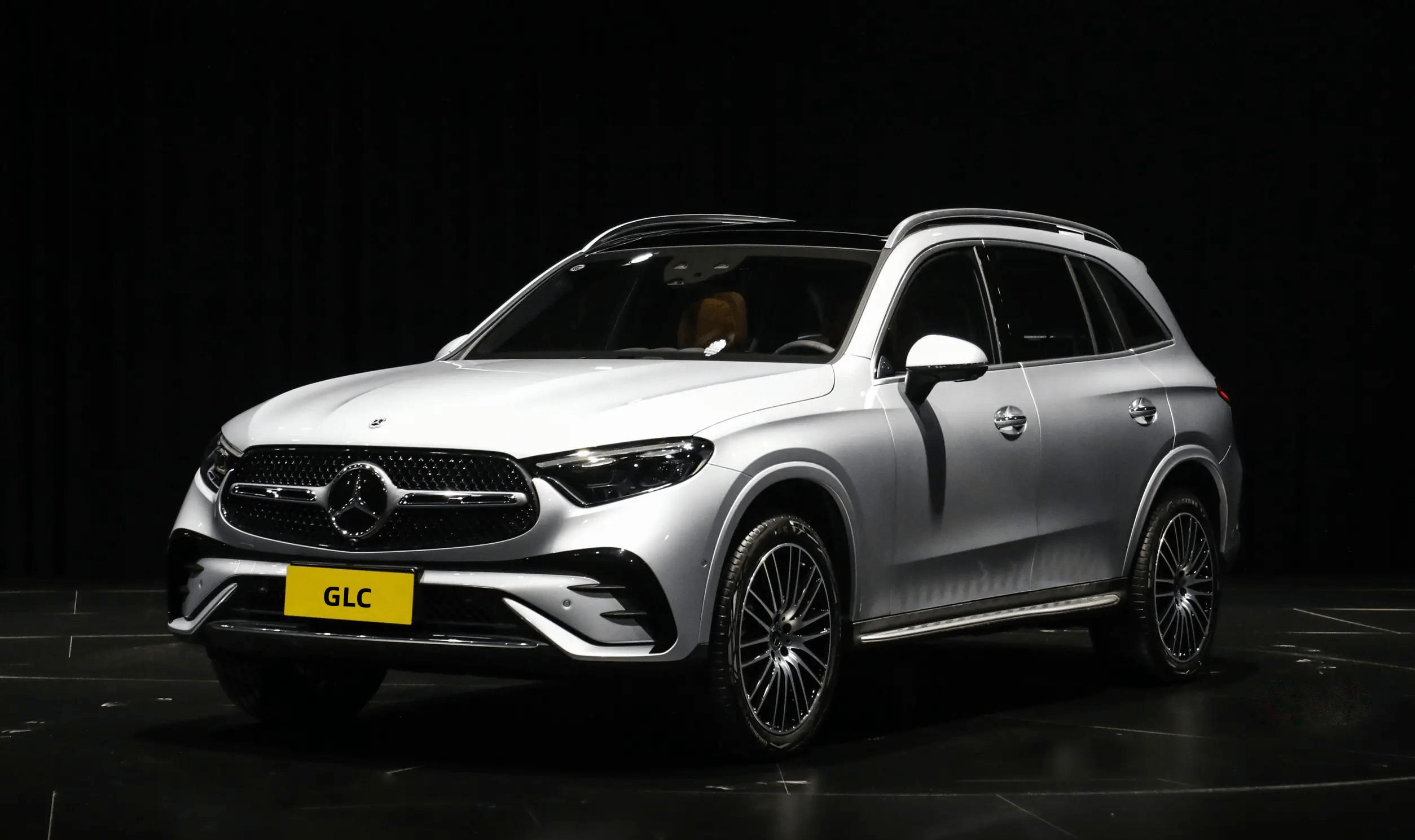 全新一代北京奔驰长轴距GLC亮相，提供7座布局，将于3月正式上市_搜狐汽车_搜狐网