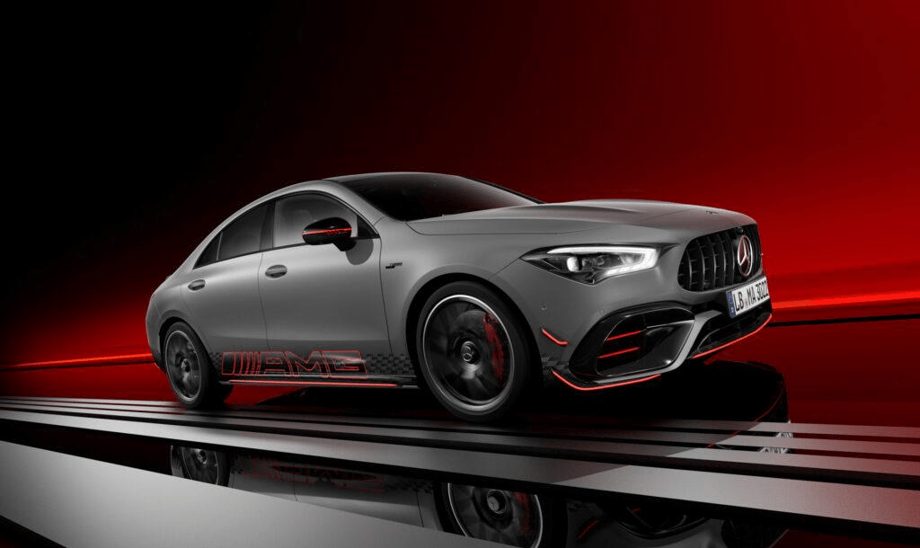 35车型前格栅向45靠拢，中期改款奔驰CLA 35及45车型正式发布_搜狐汽车_搜狐网