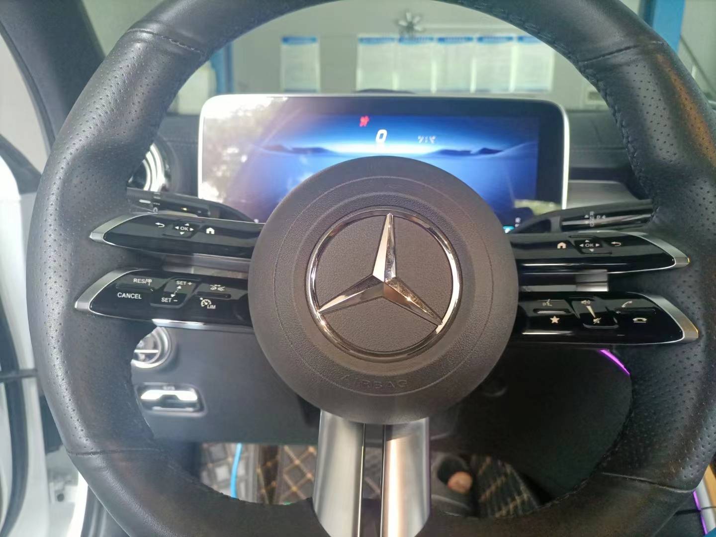 22款23款奔驰C260升级ACC自适应巡航，缓解驾驶疲劳_搜狐汽车_搜狐网