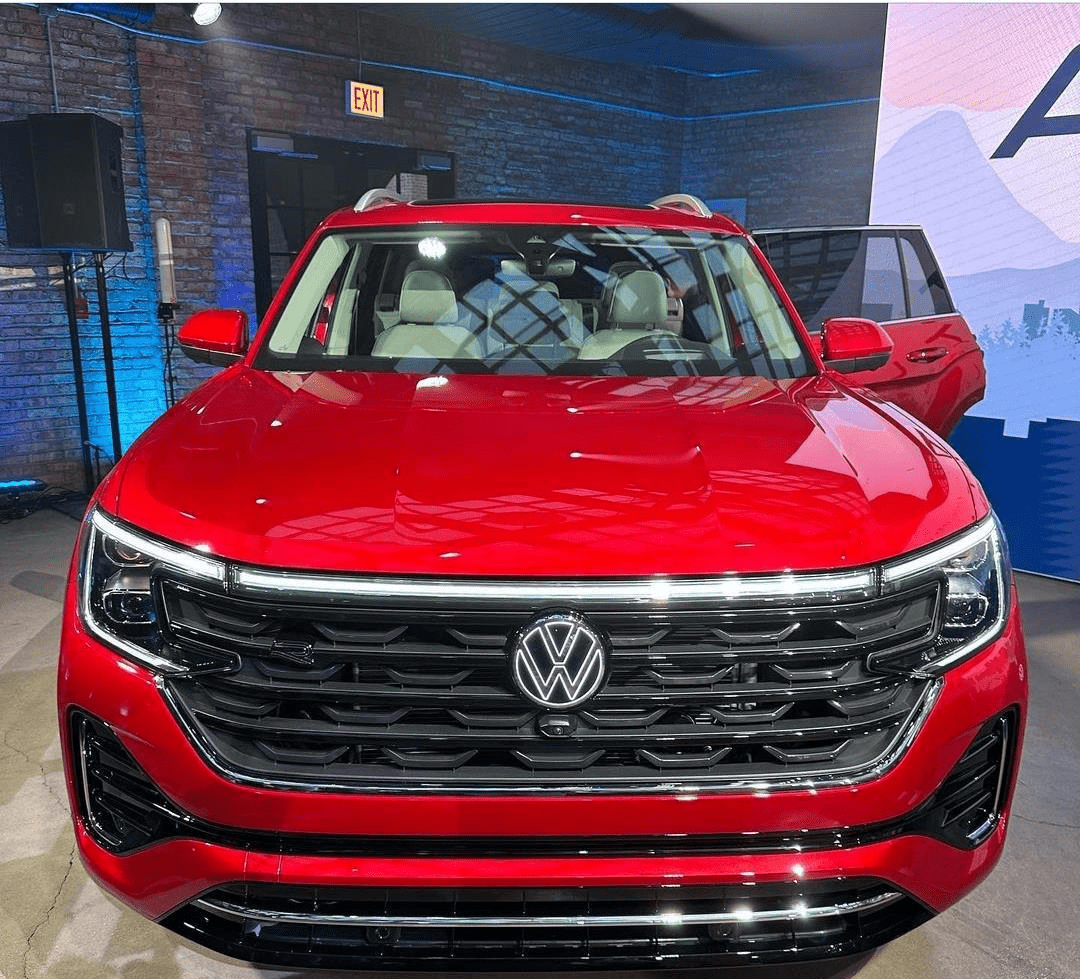 海外实拍新款大众途昂 外观更年轻、个性 取消VR6发动机_搜狐汽车_搜狐网