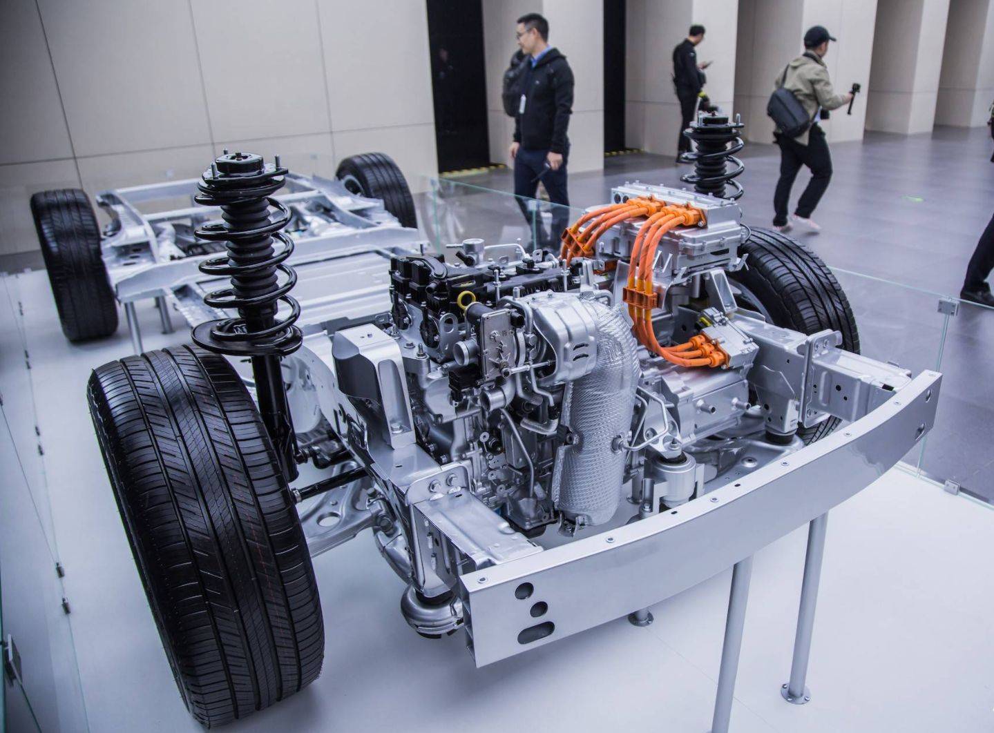 用了理想ONE那台落后的增程器，零跑C11增程版毕其功于一役_搜狐汽车_搜狐网