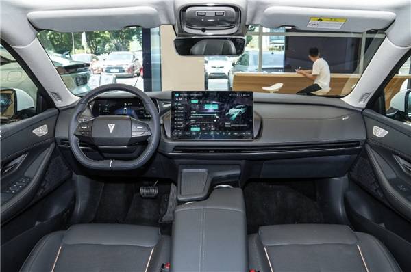 合创A06对标长安深蓝SL03：硬实力才是自信的源泉_搜狐汽车_搜狐网