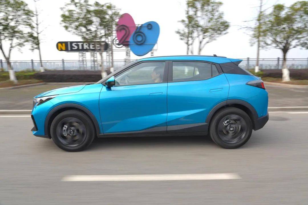 燃油小车还有多少生命力？看看新一代传祺GS3就知道了_搜狐汽车_搜狐网