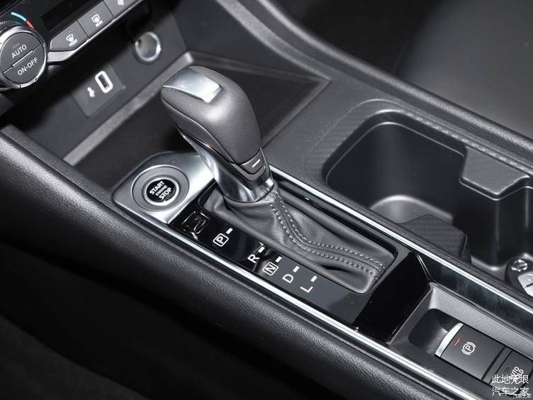 10到15万元预算，选合资还是中国品牌？奔腾B70对比日产轩逸_搜狐汽车_搜狐网