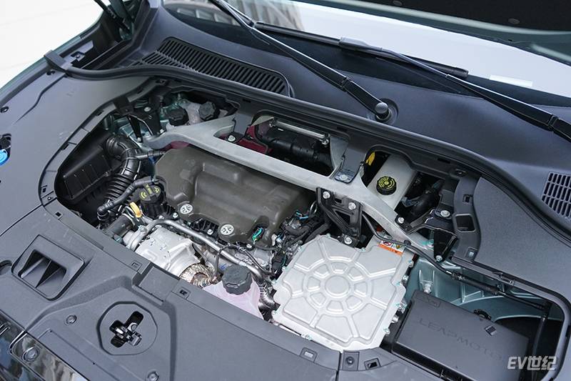 零跑C11增程版售14.98 万元起，新款T03/C01/C11纯电版同步上市_搜狐汽车_搜狐网