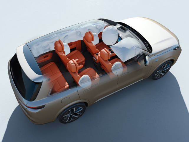 GS8都比不过，还对标理想L8？荣威RX9是硬蹭热度还是东施效颦_搜狐汽车_搜狐网