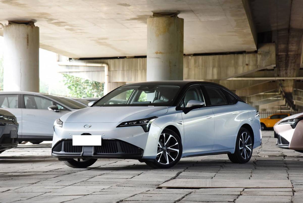 看重品价比，14.98万的零跑C01和17.58埃安S PLUS怎么选？_搜狐汽车_搜狐网