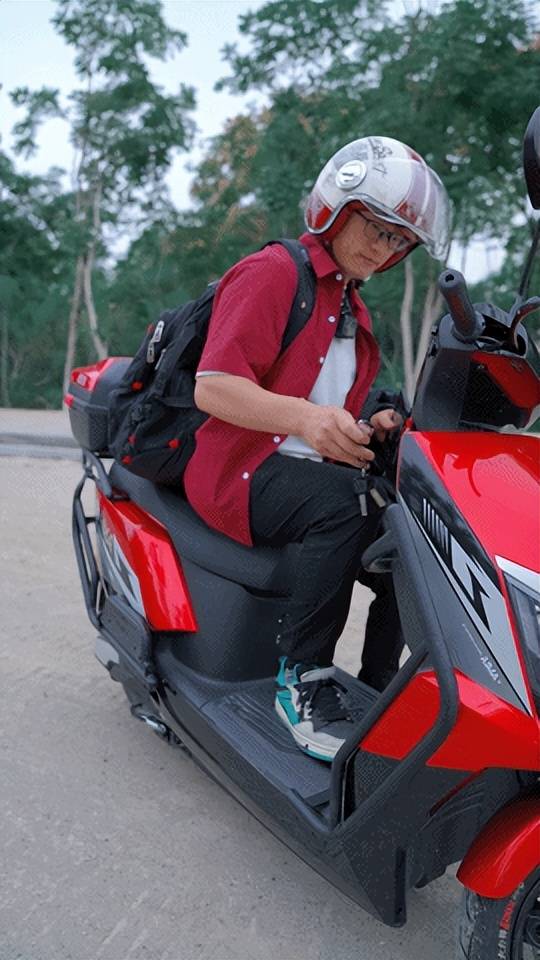 爱玛劲霸F692电动车超全面测试，续航257公里强劲致远， 征服山地_搜狐汽车_搜狐网