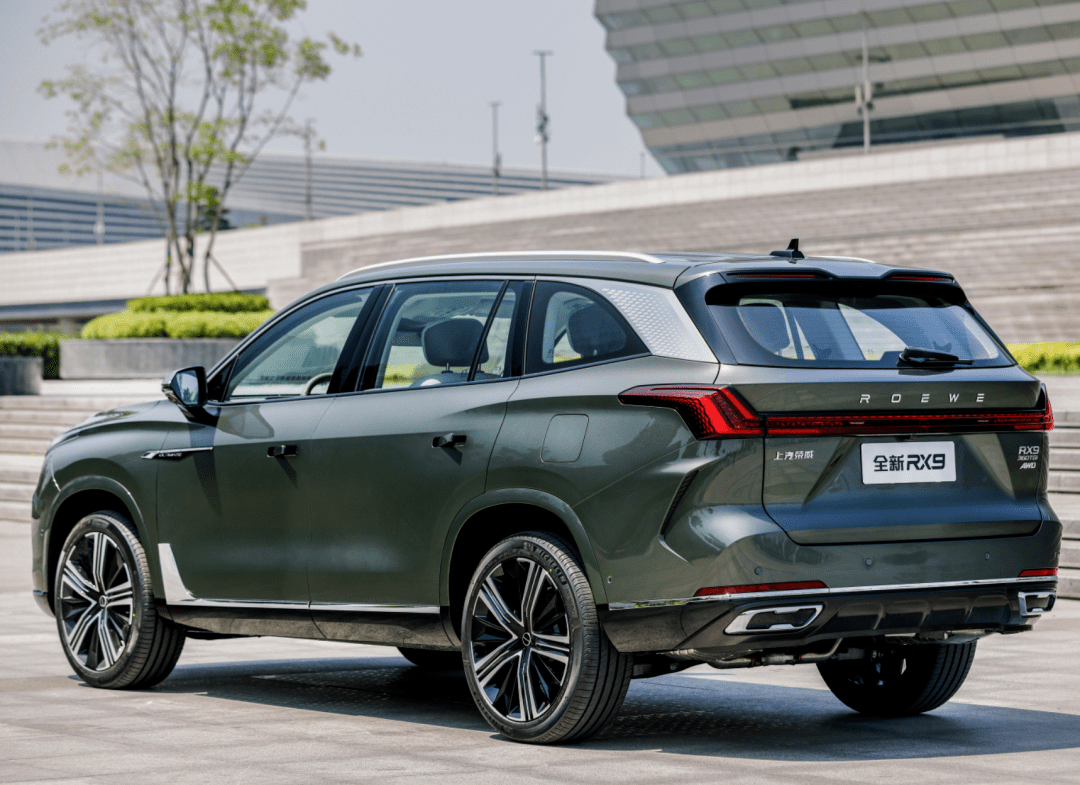 6座中型SUV！大空间+三联屏，看看荣威RX9！_搜狐汽车_搜狐网
