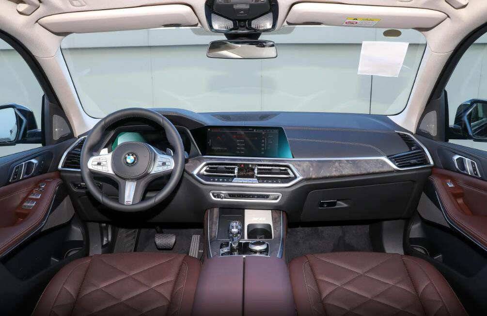 60万预算，蔚来ES8对比宝马X5，到底选谁更好？_搜狐汽车_搜狐网