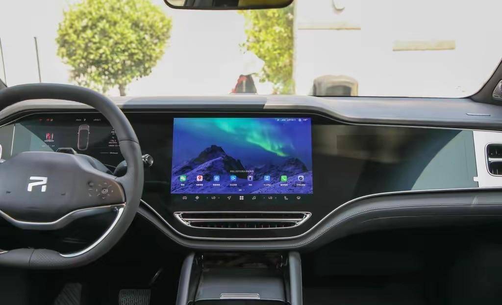 飞凡R7：定位中大型SUV，最快3.8秒破百，买它不比Model Y值？_搜狐汽车_搜狐网