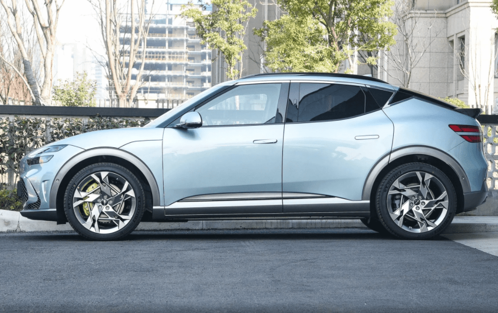 哪哪都不一样，30万级的豪华纯电SUV，捷尼赛思GV60 EV值得一看_搜狐汽车_搜狐网