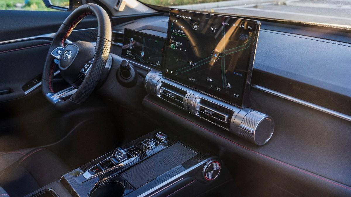 15万级的家用SUV该选传祺影酷才对路_搜狐汽车_搜狐网