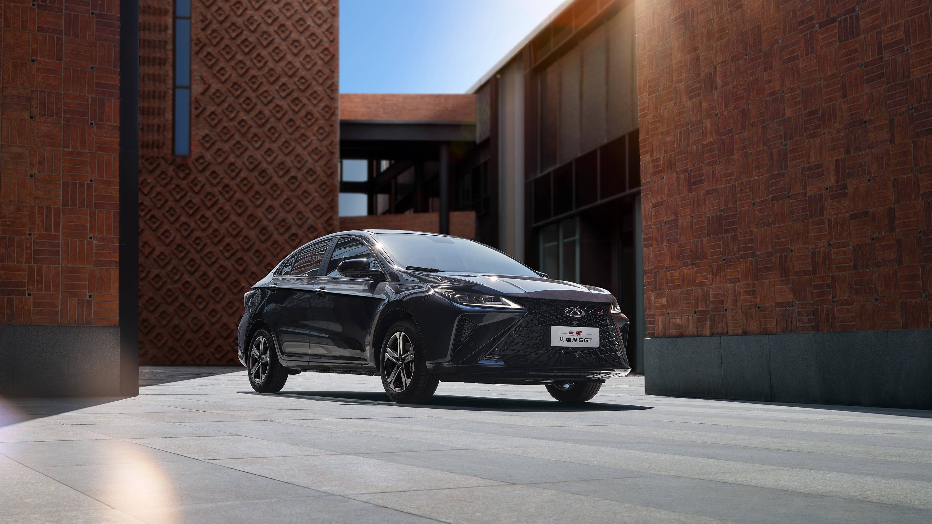 不到8万起的奇瑞艾瑞泽5 GT 究竟能卷出怎样的新意？_搜狐汽车_搜狐网